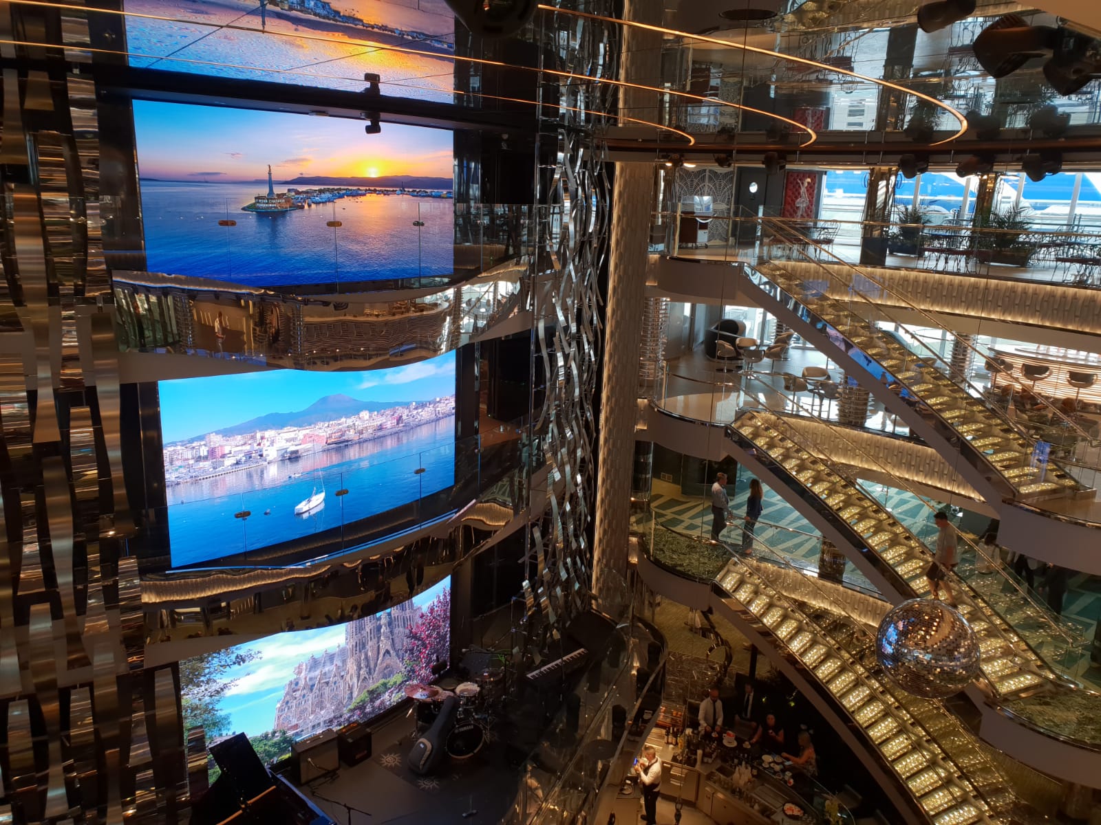 Todas las fotos del MSC Seaview: el nuevo barco de MSC Cruceros en el ...